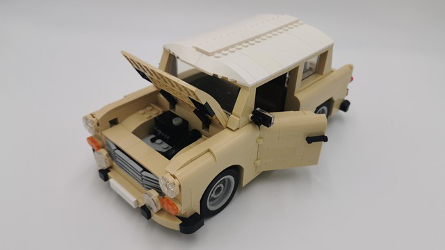 LEGO MOC Trabant 601 L by Brixxbert | Rebrickable - Build with LEGO