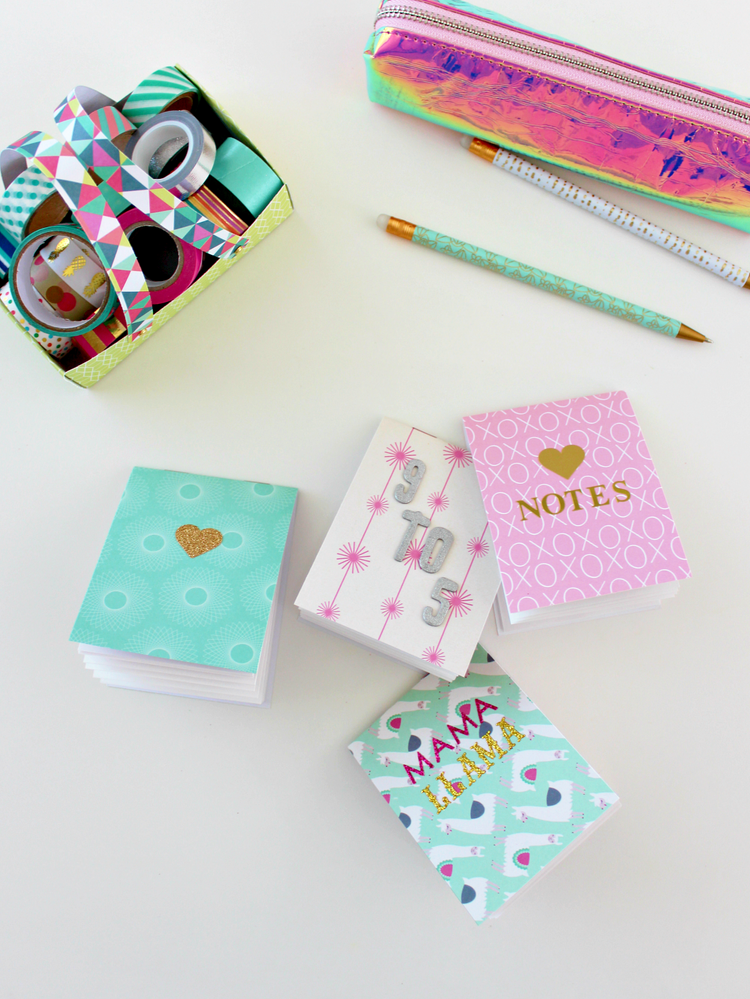 MAY PAPER CRAFT CHALLENGE DAY 16: SMALL PERSONALIZED NOTEBOOKS