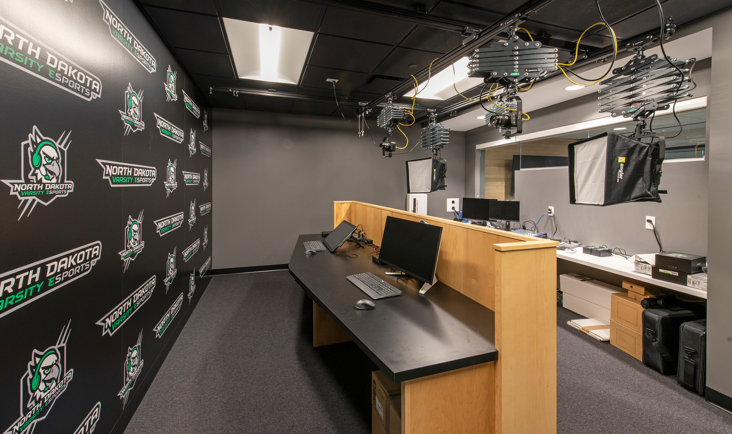 UNIVERSITY OF NORTH DAKOTA SWANSON HALL ESPORTS RENOVATION | HIGHER ...
