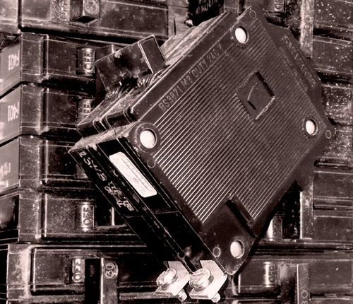 Commander 2 Pole QBH Circuit Breakers | Hanks Elec. Surplus