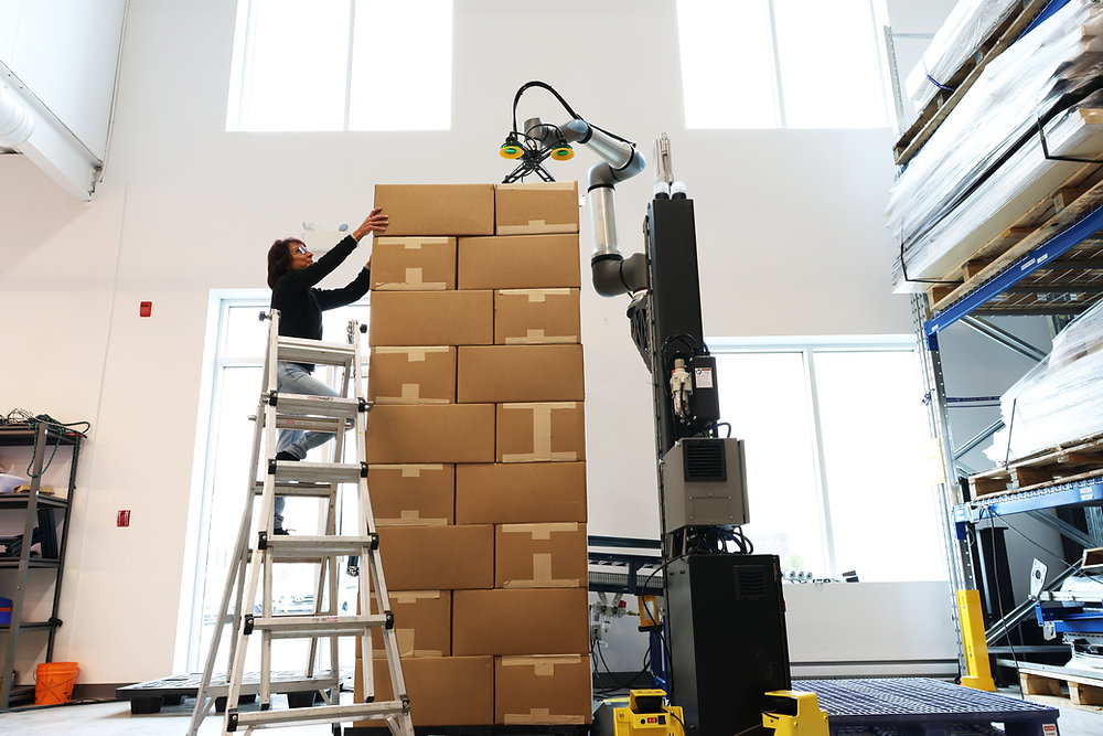 Introducing Robotiq's AX Series Palletising Solutions: Elevating ...