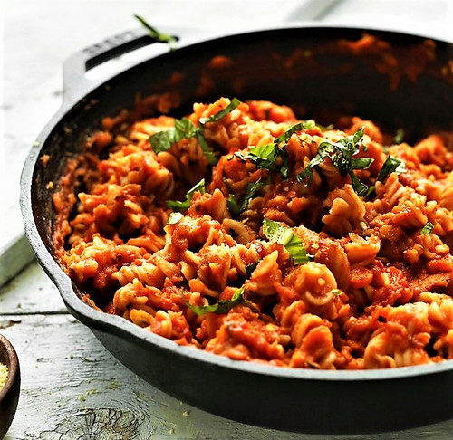Spicy Red Pasta with Lentils | Spicy Joes