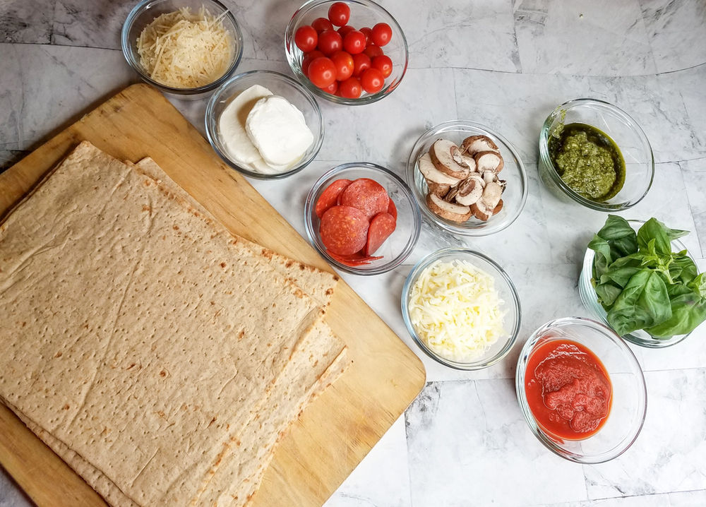 Build Your Own Pizza Station