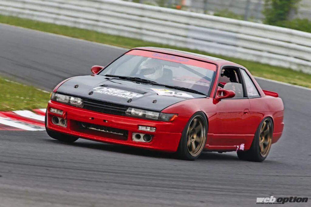 S13シルビアホワイトボディが再販です。