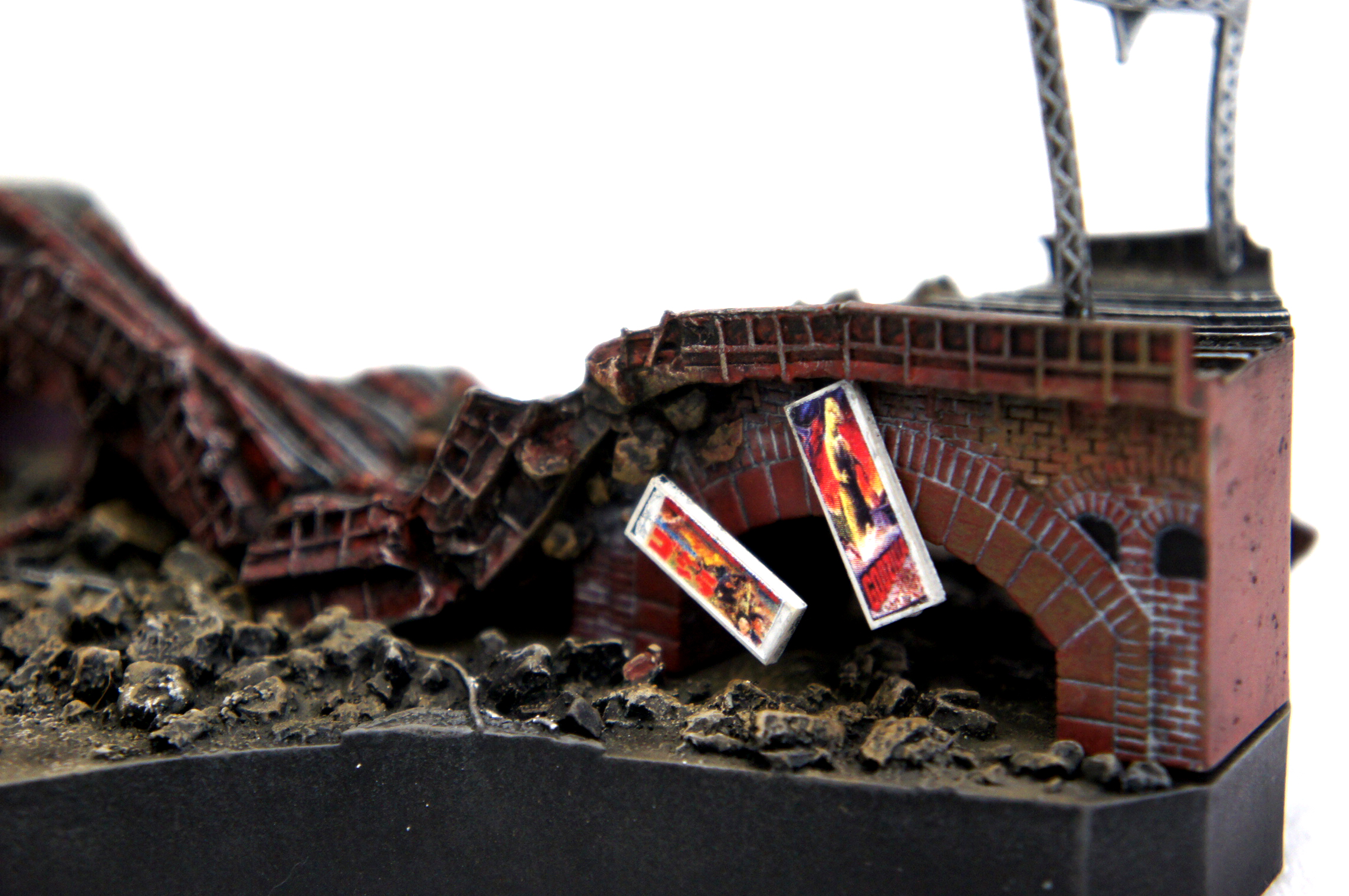 54 Godzilla Train Station Sakai Ver | solidart