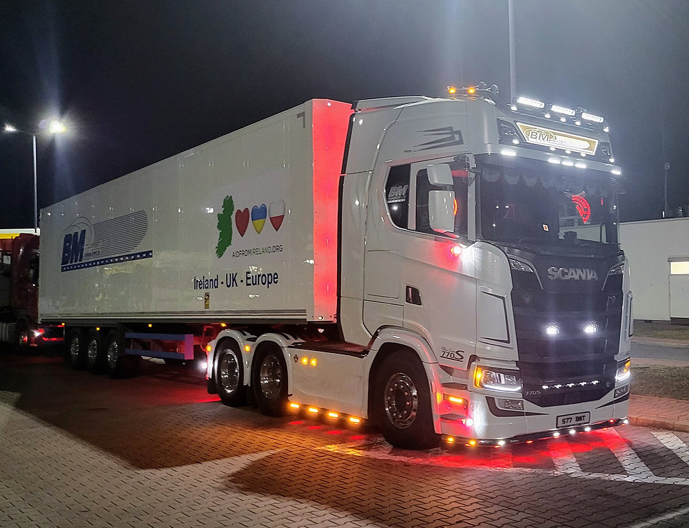 BM TRANSPORT - SUPPORTING UKRAINE - AID FROM IRELAND