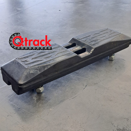 DOOSAN DX300LC Bolt-On, Clip-On, Roadliner Rubber Pad | qtrack