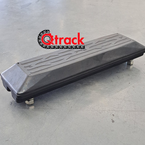 DOOSAN DX140LC-3 Bolt-On, Clip-On, Roadliner Rubber Pad | qtrack