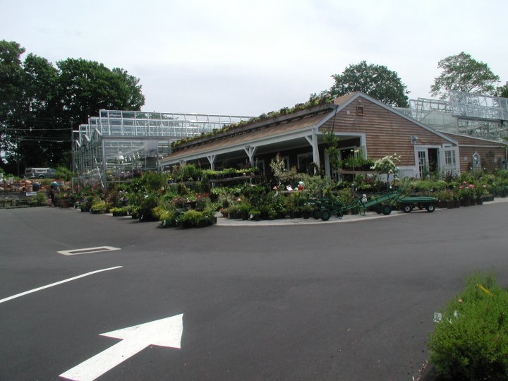 Smith's Acres Niantic CT Garden Center