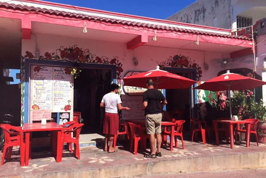 Lonchería La Lomita | Good Mexican