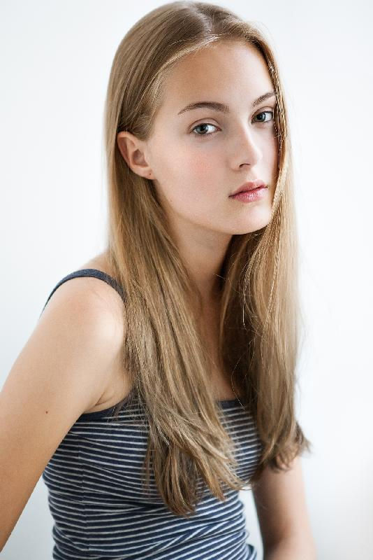 BUCAREST | Fashion Models Book agenzia di moda Torino Marco Merani