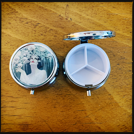 Isabelle Dalle Store - Anatomical Art - Pill Boxes and Mirrors