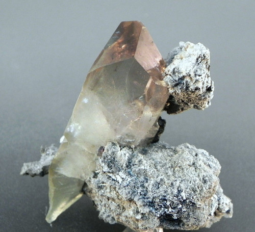 #20 / Barite - Iowa, USA | Arrowwood Minerals