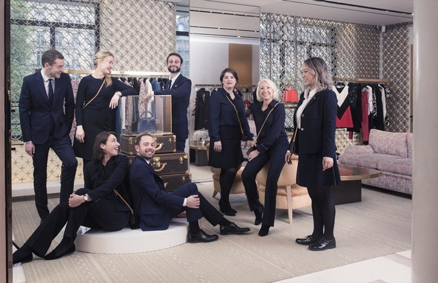 Empower Your Sales Advisors, your Customers want to Hear Them