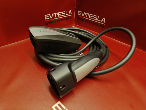 Tesla EU - GEN II UNIVERSAL MOBILE CONNECTOR (1121254-00-E) | EXIVUS