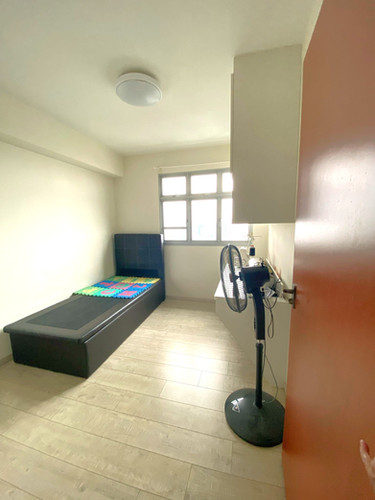 Common room for rent at Blk 95B Henderson Road. Single Pax each room ...