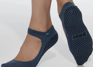 Holiday Gift Guide | Aerial Physique