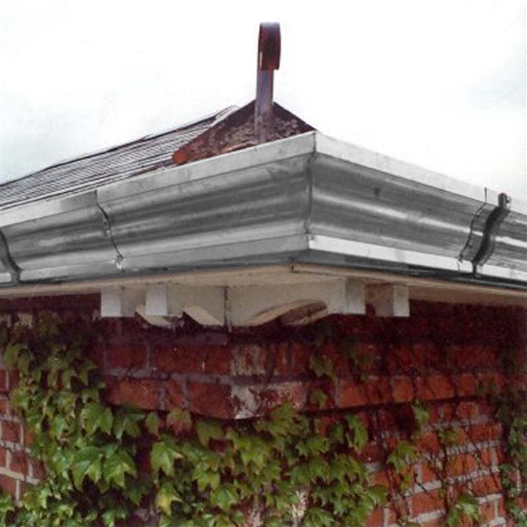 Stainless Gutta | Stainless Steel Guttering & Metal Rainwater Systems
