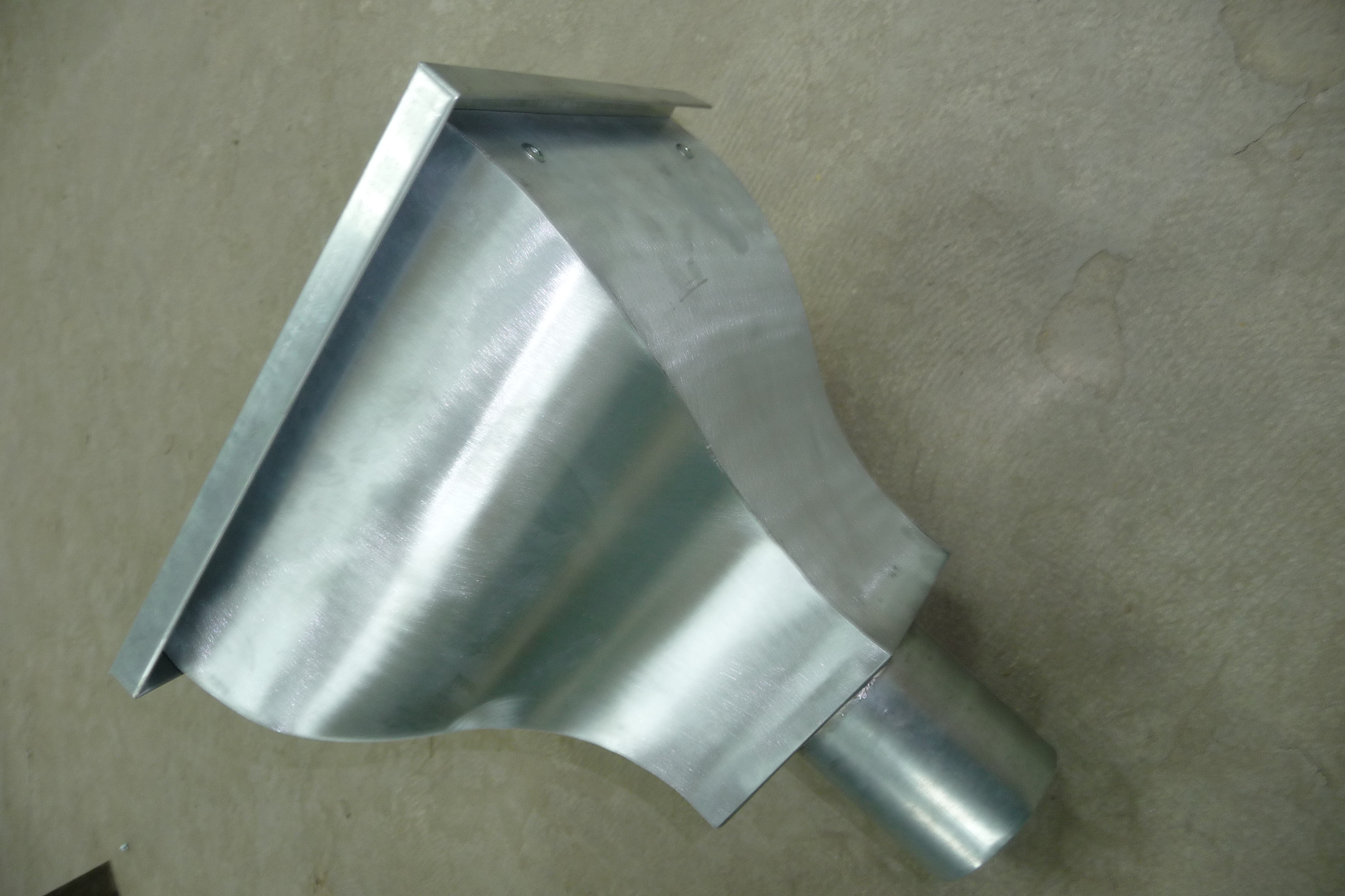 Natural Zinc Guttering & Metal Rainwater Systems manufactured by Zinc Gutta