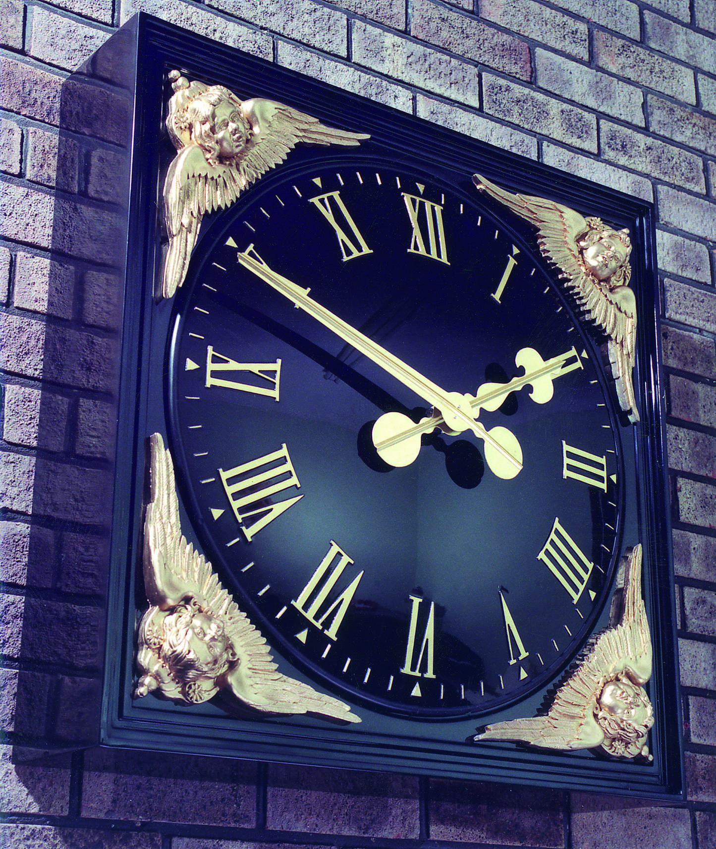 Good Directions Ltd - UK Manufacturer of square design bezel clocks