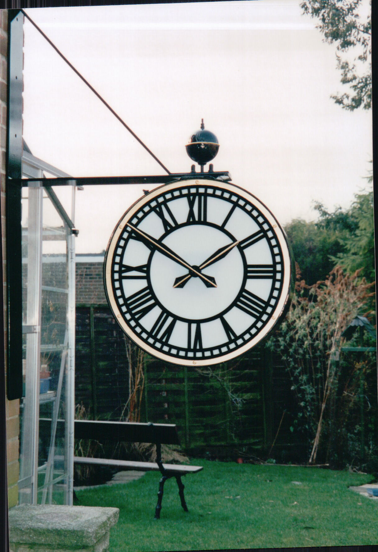 Bezel, Drum and Pillar Clocks | Botley, Hampshire | Shire Clocks