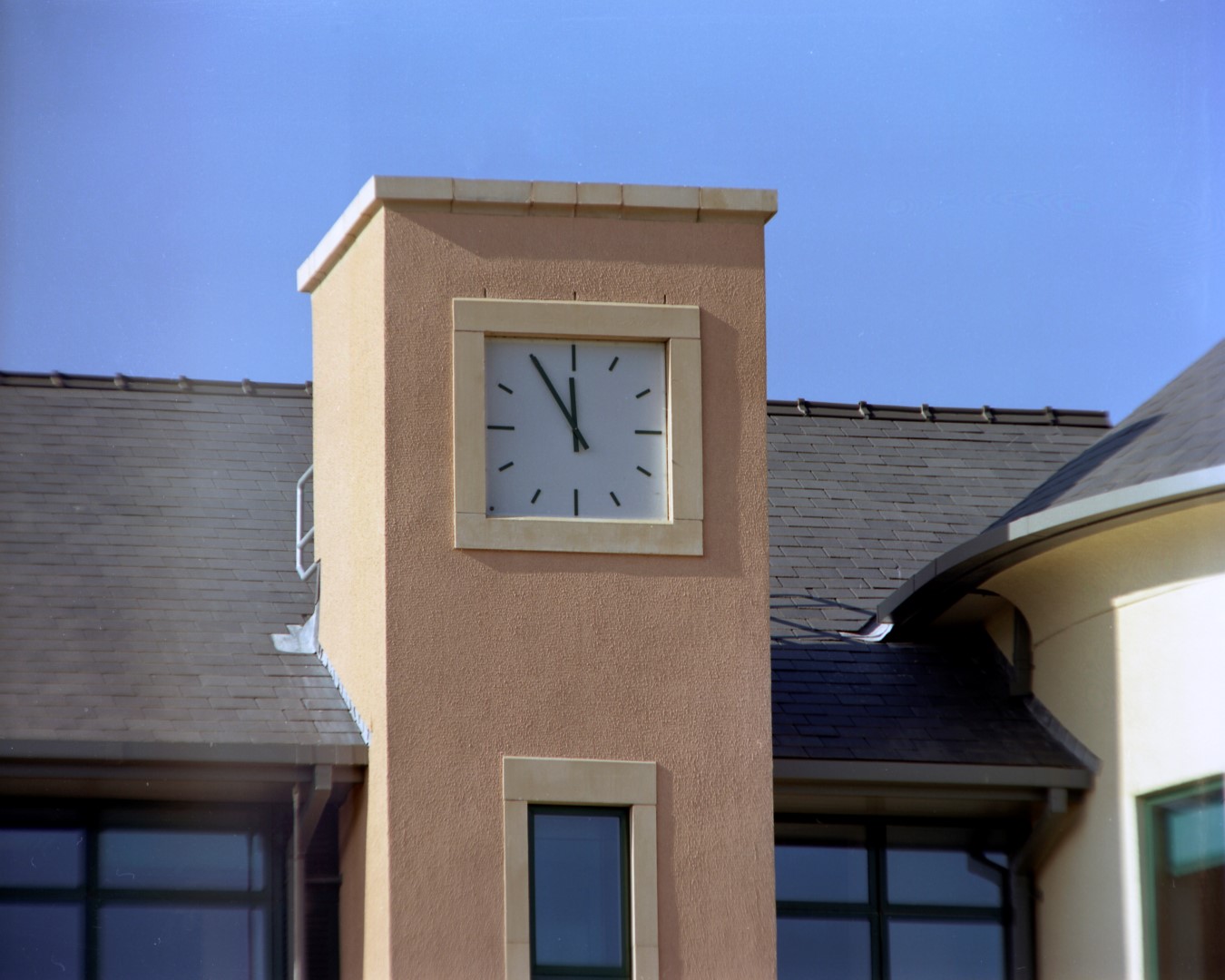 Good Directions Ltd - Modern style exterior outdoor clocks