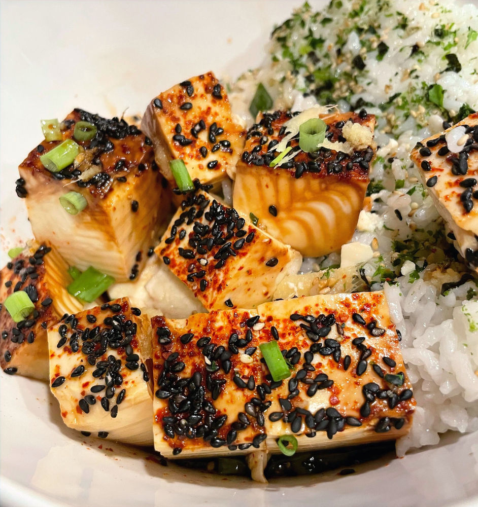 Hiyayakko (Tofu Frio Japones)