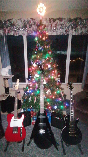 DEUMOS reverse Flying V with reverse headstock, neck thru | Drop D Music