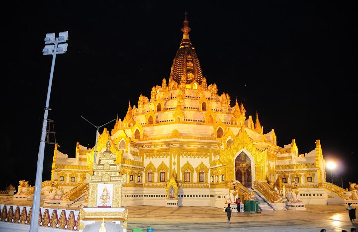 Sweltaw Pagoda Mandalay, Myanmar
