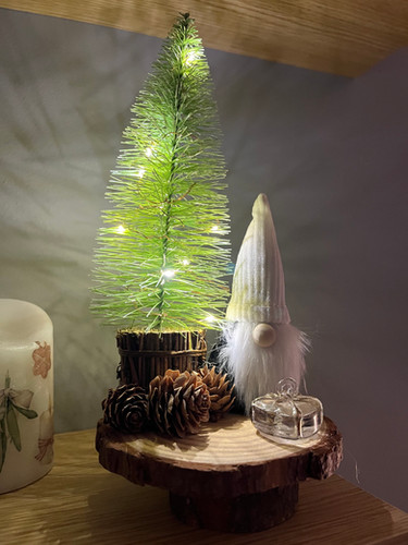 Light up Tree with Gonk | Lisa's Handmades