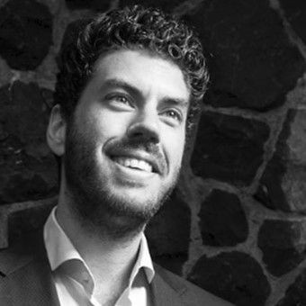 Yvo La Rose | Expatise Academy