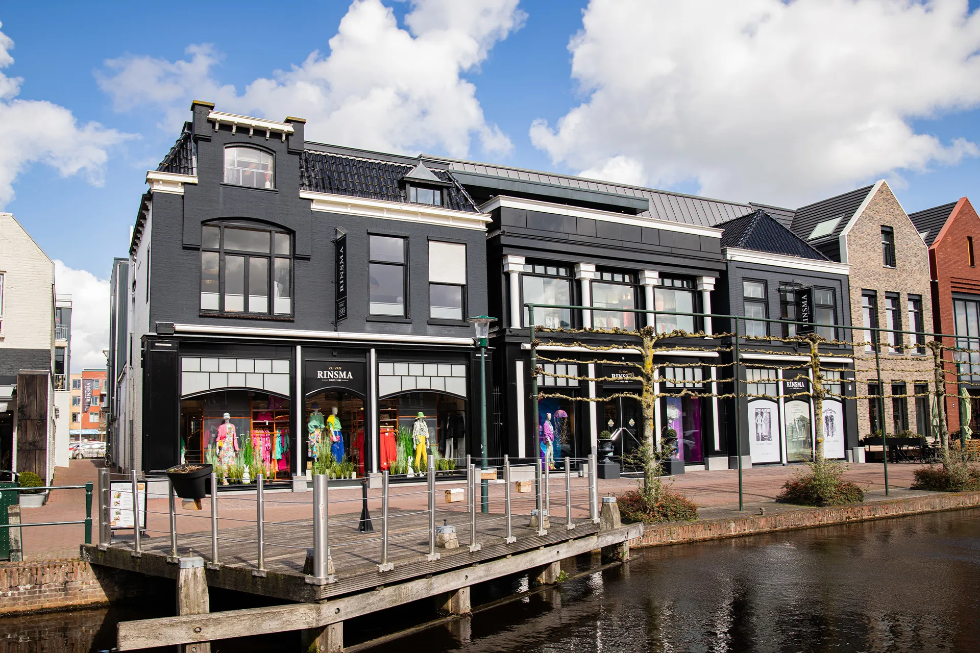 Poort van de Turfroute - VisitGorredijk