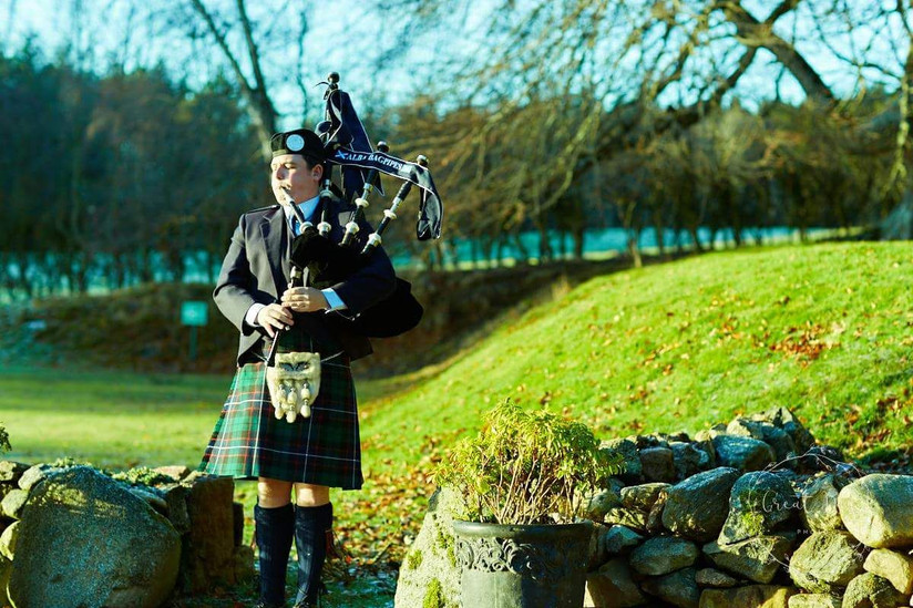 Performing Images | Professional Wedding Bagpiper | Alba Bagpipes ...