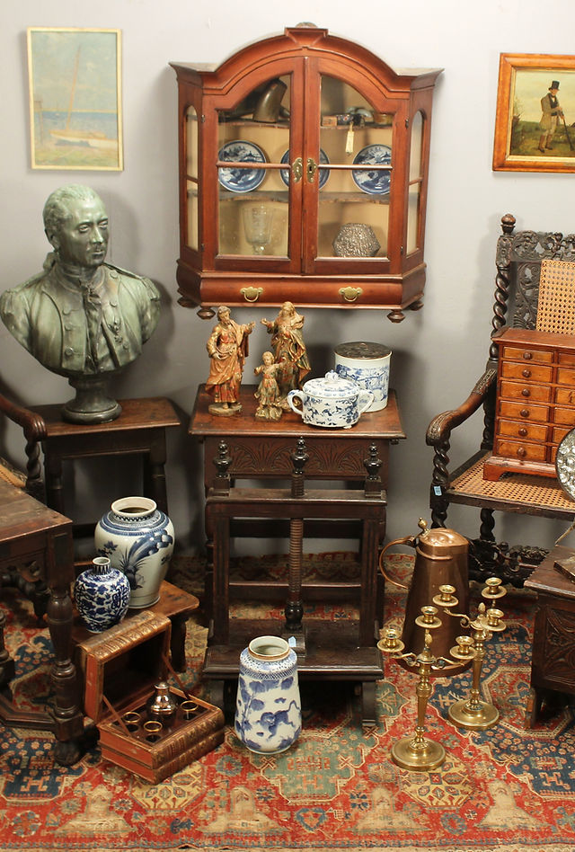 forthcoming antique auctions