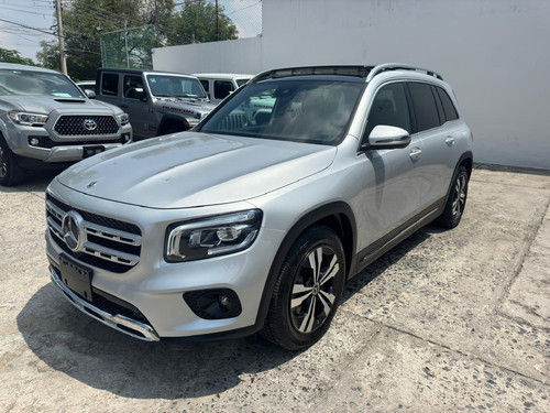 2020 MERCEDES GLB 250 Progressive | Autos Executive