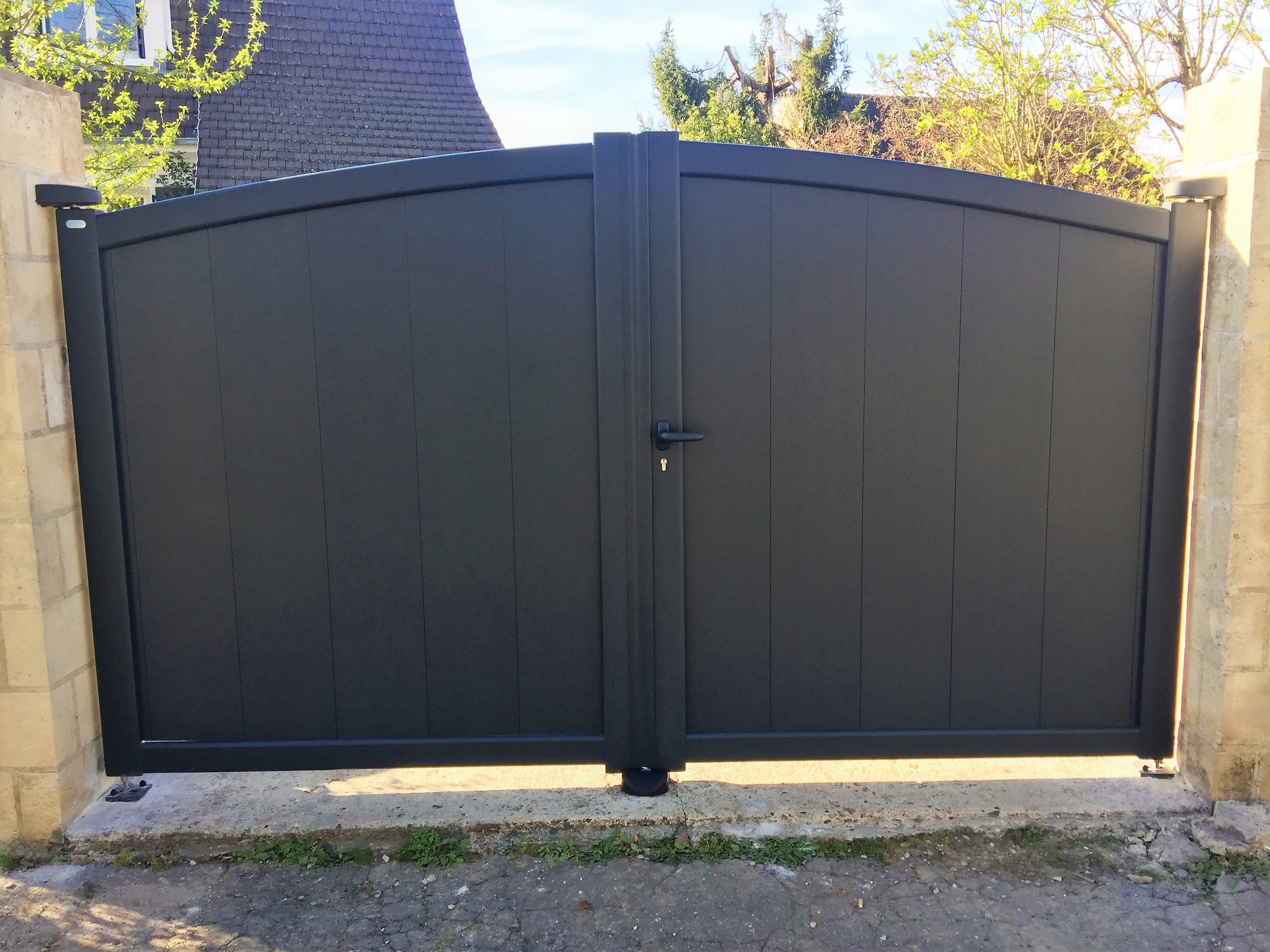 Portail double vantaux