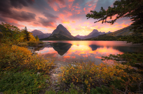 Fall, Swiftcurrent Lake | Brian C Photography