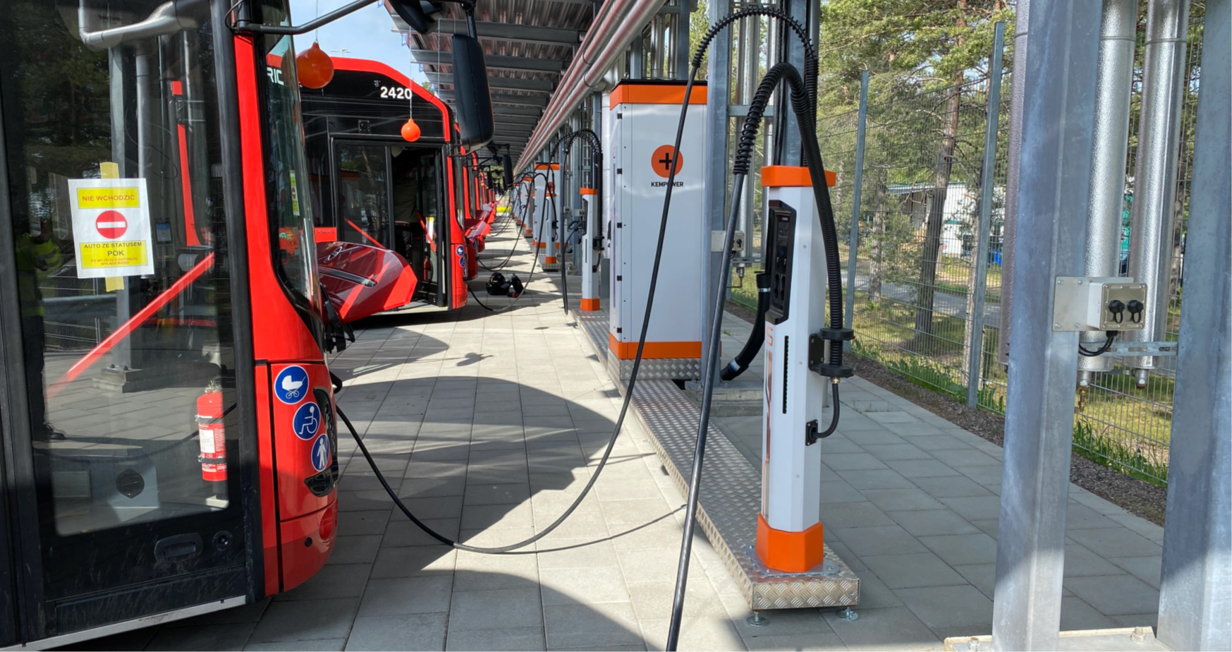 Kempower Power Unit and Satellites | Charge Hub