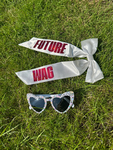 Future Wag Bow and Sunglasses combo!! | CrystalsbyCarly