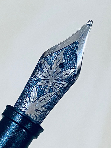 Hand Engraved Nibs: Hemp leaf | Vazir Fountain Pens
