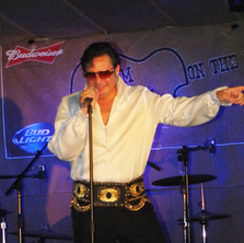 GALLERY | Mike Davis Live