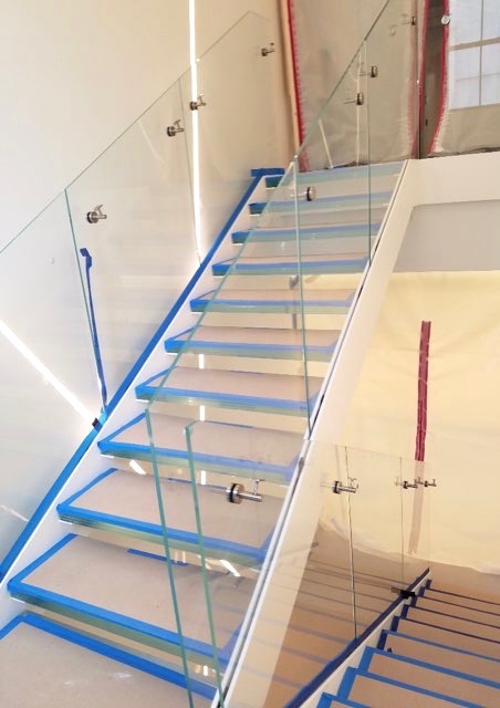 Home | Alpha Glass Corp.