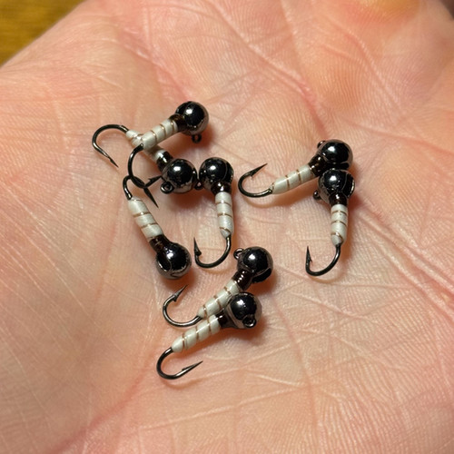 Wax Worm Ice Bug | Aaron's Custom Tying