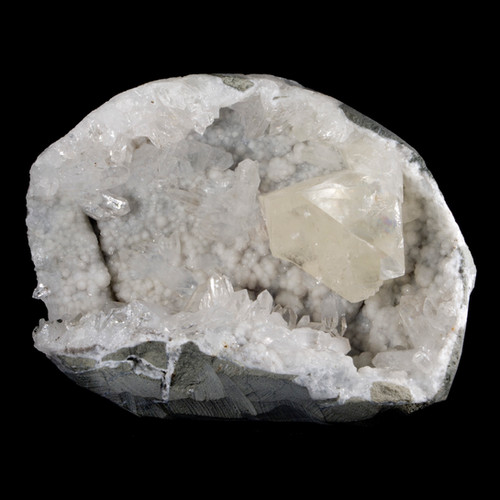 Calcite and Quartz on Chalcedony in Basalt - Then-Bombay, India ...