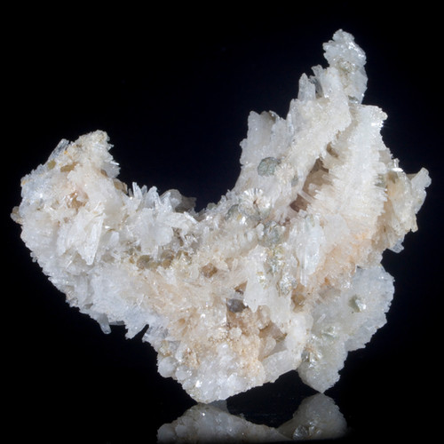 Cookite on Quartz. Stand-On-Your-Head Mine, Arkansas | Studio Mineralia