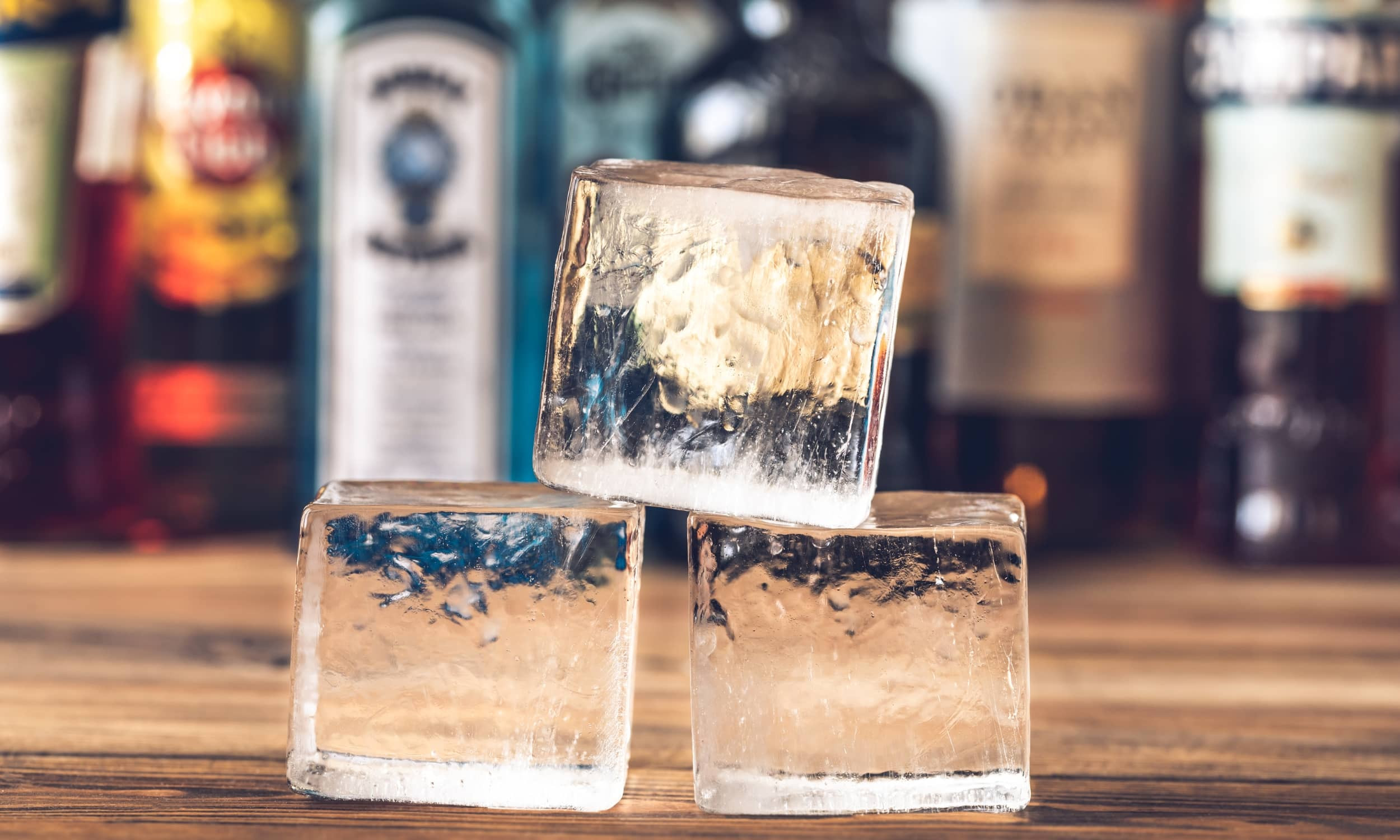 Ice Types and Usage in Cocktails | Mixology Tips | Mixoloco