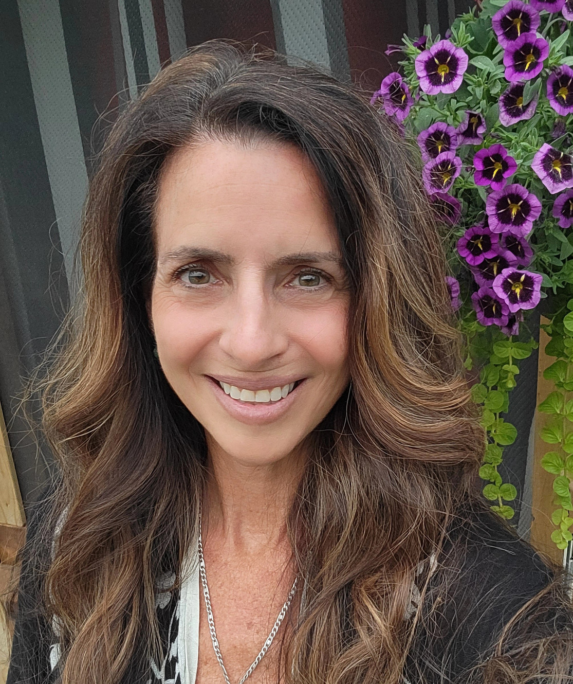 Transform & Heal/ The Energy Junky/ Alternative Healing