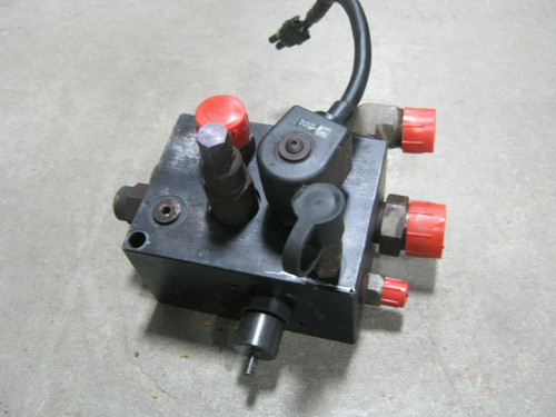 AG322545 Valve | The Gator Center