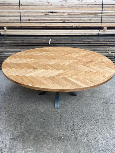 Solid Oak Parquet Round Industrial Chic Spider Pedestal 6-8 Seater ...