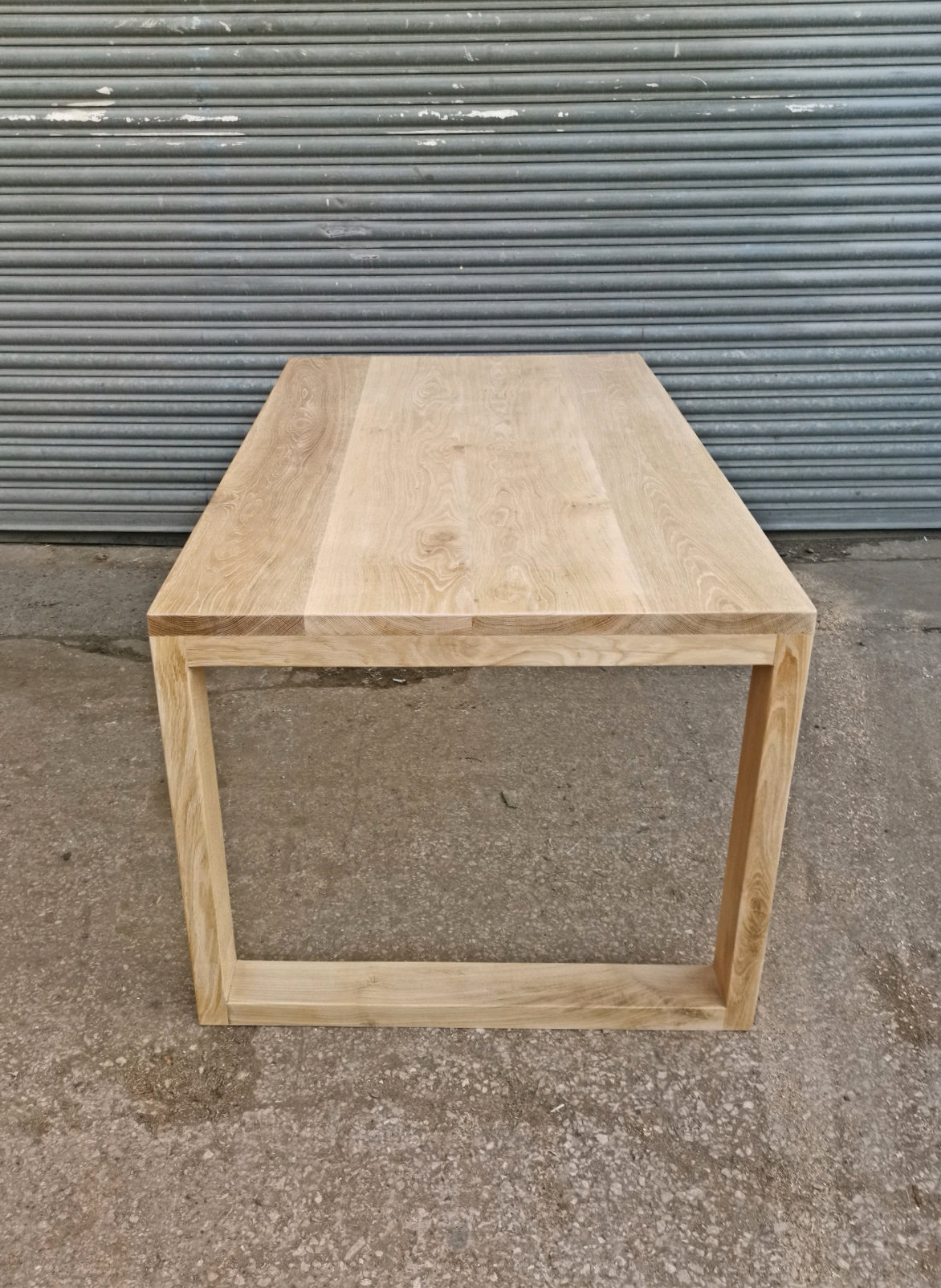 Scandi style Full Stave Solid Oak 6-8 Seater Dining table. 639 ...